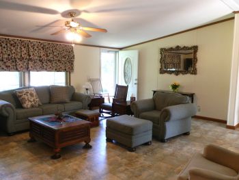 Golden Rule-Wilson Auction & Realty